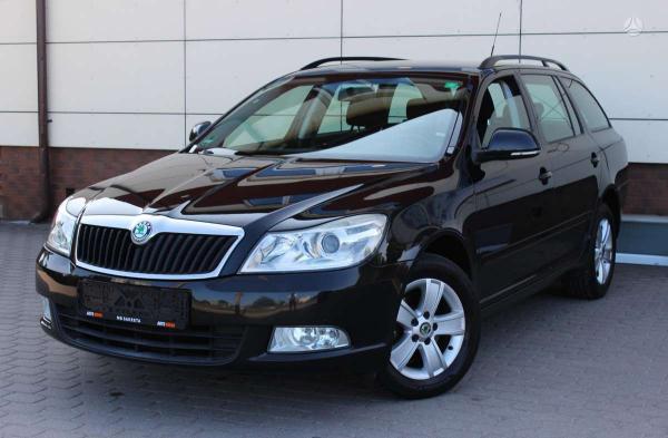 Grey Skoda Octavia 2010 in Kretinga, with an engine capacity of 1.40 L and mileage of 259 thousand km for 4200 €, photo 3 on AUTOMOTO.COM.LV