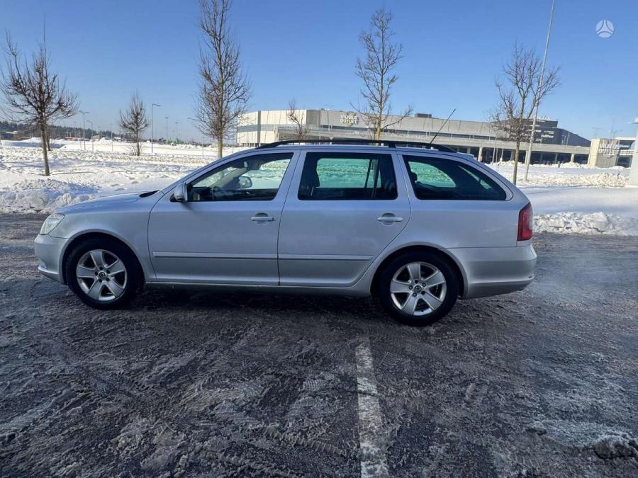 Pelēks Skoda Octavia 2010 Molėtai, ar dzinēja tilpumu 1.80 L un nobraukumu 272 tūkst. km par 2950 €, foto 11 vietnē AUTOMOTO.COM.LV