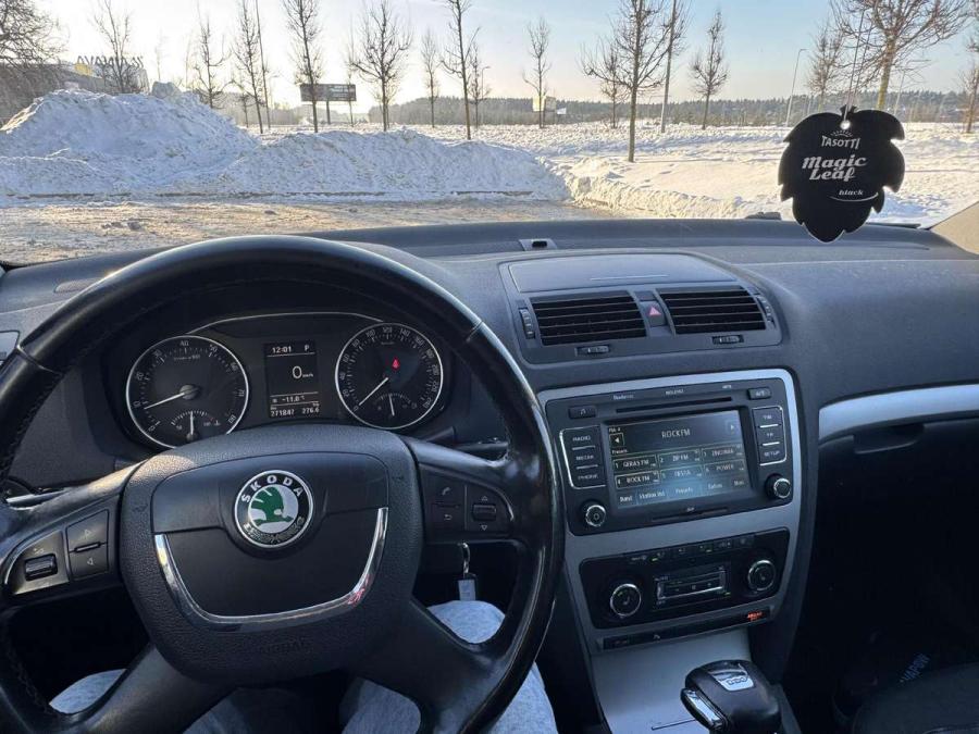 Pelēks Skoda Octavia 2010 Molėtai, ar dzinēja tilpumu 1.80 L un nobraukumu 272 tūkst. km par 2950 €, foto 18 vietnē AUTOMOTO.COM.LV