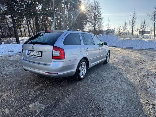 Pelēks Skoda Octavia 2010 Molėtai, ar dzinēja tilpumu 1.80 L un nobraukumu 273 tūkst. km par 2850 €, foto 6 vietnē AUTOMOTO.COM.LV