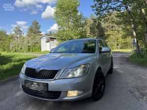 Grey Skoda Octavia 2010 in Vilnius, with an engine capacity of 1.60 L and mileage of 312 thousand km for 3500 €, photo  on AUTOMOTO.COM.LV