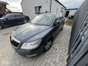 Pelēks Skoda Octavia 2010 Klaipėda, ar dzinēja tilpumu 1.60 L un nobraukumu 325 tūkst. km par 1300 €, foto 3 vietnē AUTOMOTO.COM.LV
