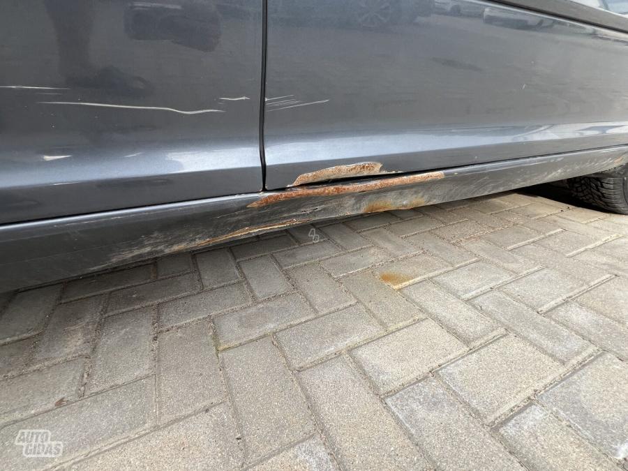 Pelēks Skoda Octavia 2010 Klaipėda, ar dzinēja tilpumu 1.60 L un nobraukumu 325 tūkst. km par 1300 €, foto 14 vietnē AUTOMOTO.COM.LV