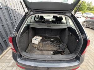 Pelēks Skoda Octavia 2010 Klaipėda, ar dzinēja tilpumu 1.60 L un nobraukumu 325 tūkst. km par 1300 €, foto 21 vietnē AUTOMOTO.COM.LV