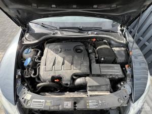 Pelēks Skoda Octavia 2010 Klaipėda, ar dzinēja tilpumu 1.60 L un nobraukumu 325 tūkst. km par 1300 €, foto 22 vietnē AUTOMOTO.COM.LV