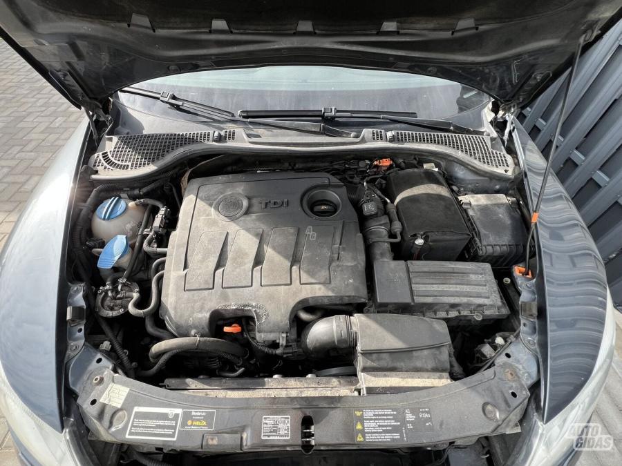 Pelēks Skoda Octavia 2010 Klaipėda, ar dzinēja tilpumu 1.60 L un nobraukumu 325 tūkst. km par 1300 €, foto 22 vietnē AUTOMOTO.COM.LV