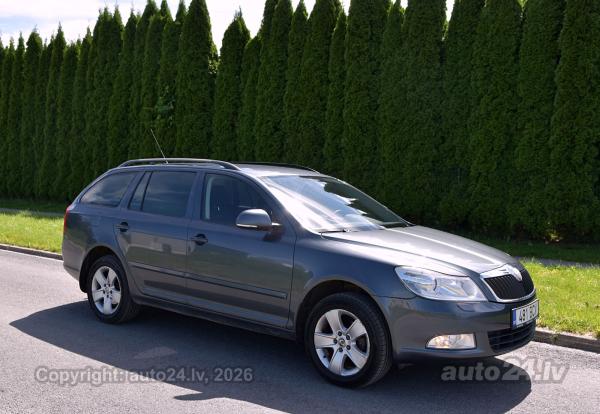 Pelēks Skoda Octavia 2010 Tartu, ar dzinēja tilpumu 1.40 L un nobraukumu 279 tūkst. km par 2999 €, foto 6 vietnē AUTOMOTO.COM.LV