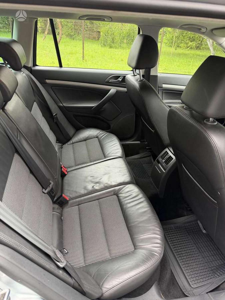 Pelēks Skoda Octavia 2010 Klaipėda, ar dzinēja tilpumu 1.20 L un nobraukumu 258 tūkst. km par 2150 €, foto 14 vietnē AUTOMOTO.COM.LV