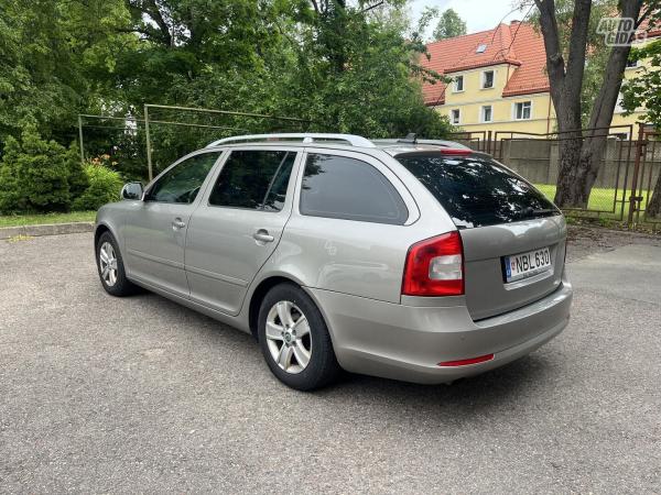 Pelēks Skoda Octavia 2010 Klaipėda, ar dzinēja tilpumu 1.60 L un nobraukumu 296 tūkst. km par 3100 €, foto 5 vietnē AUTOMOTO.COM.LV