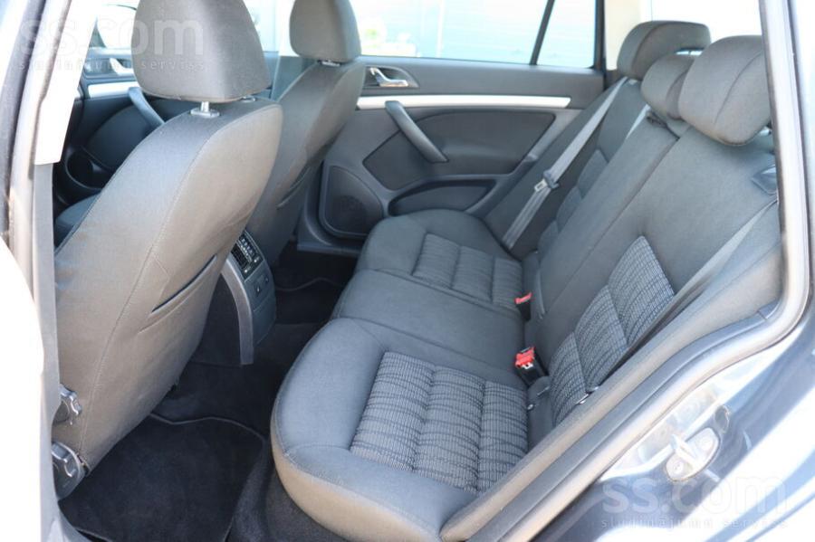 Grey Skoda Octavia 2010 in Riga, with an engine capacity of 1.60 L and mileage of 0 thousand km for 3450 €, photo 17 on AUTOMOTO.COM.LV