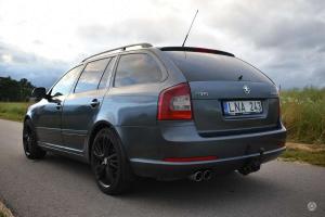 Pelēks Skoda Octavia 2010 Panevēža, ar dzinēja tilpumu 1.97 L un nobraukumu 359 tūkst. km par 4100 €, foto 6 vietnē AUTOMOTO.COM.LV