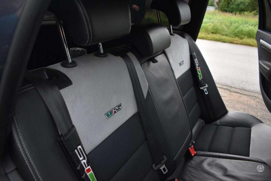 Pelēks Skoda Octavia 2010 Panevēža, ar dzinēja tilpumu 1.97 L un nobraukumu 359 tūkst. km par 4100 €, foto 16 vietnē AUTOMOTO.COM.LV