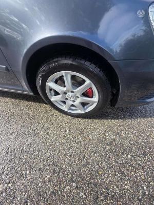 Grey Skoda Octavia 2010 in Marijampole, with an engine capacity of 1.97 L and mileage of 268 thousand km for 4150 €, photo 8 on AUTOMOTO.COM.LV