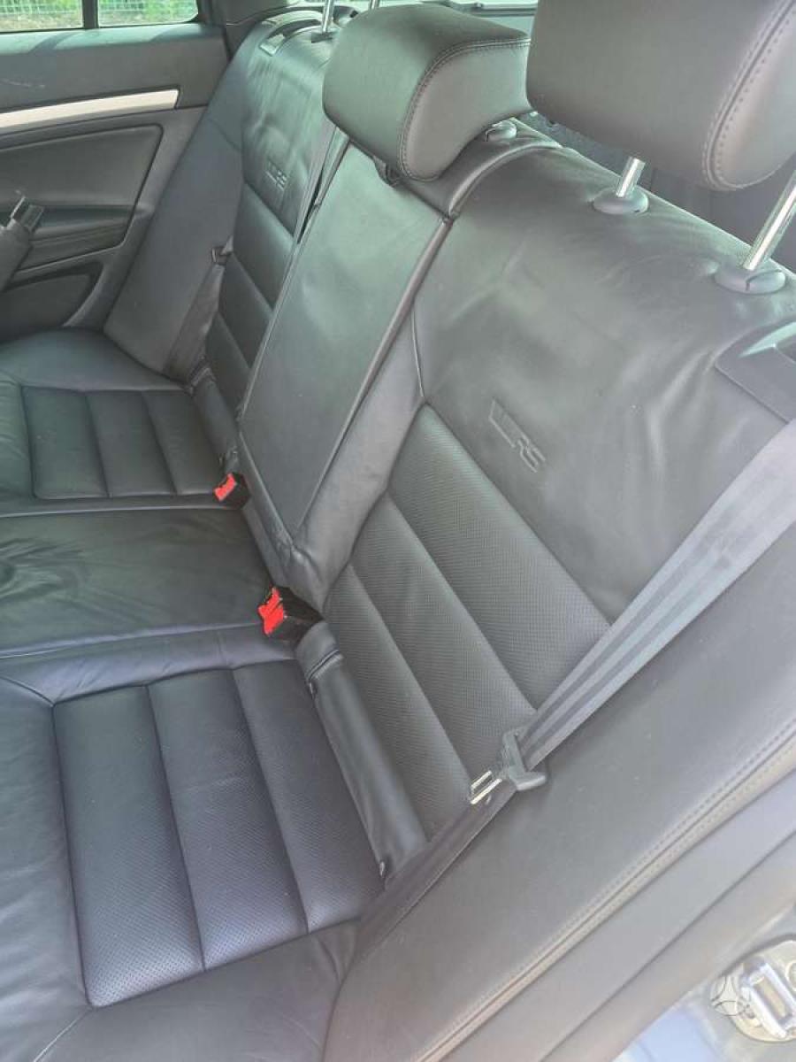 Grey Skoda Octavia 2010 in Marijampole, with an engine capacity of 1.97 L and mileage of 268 thousand km for 4150 €, photo 12 on AUTOMOTO.COM.LV