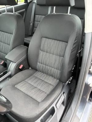 Pelēks Skoda Octavia 2010 Daugavpils, ar dzinēja tilpumu 1.60 L un nobraukumu 285 tūkst. km par 3650 €, foto 20 vietnē AUTOMOTO.COM.LV