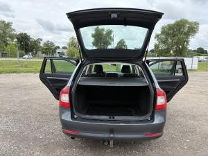 Pelēks Skoda Octavia 2010 Daugavpils, ar dzinēja tilpumu 1.60 L un nobraukumu 285 tūkst. km par 3650 €, foto 24 vietnē AUTOMOTO.COM.LV