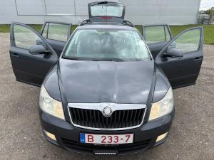 Pelēks Skoda Octavia 2010 Daugavpils, ar dzinēja tilpumu 1.60 L un nobraukumu 285 tūkst. km par 3650 €, foto 32 vietnē AUTOMOTO.COM.LV