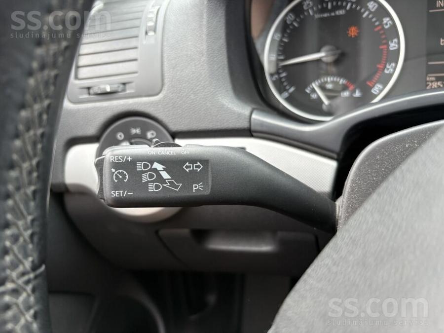 Grey Skoda Octavia 2010 in Daugavpils, with an engine capacity of 1.60 L and mileage of 285 thousand km for 3650 €, photo 15 on AUTOMOTO.COM.LV