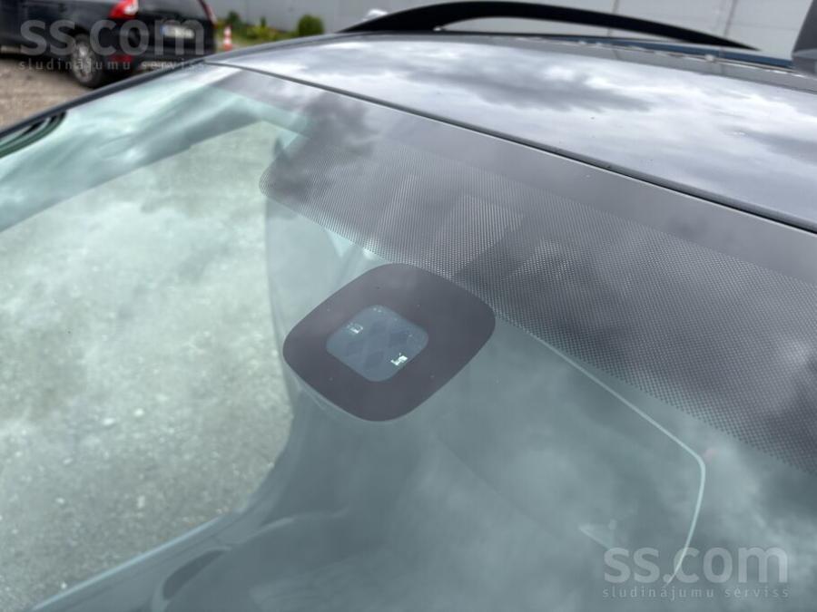 Grey Skoda Octavia 2010 in Daugavpils, with an engine capacity of 1.60 L and mileage of 285 thousand km for 3650 €, photo 29 on AUTOMOTO.COM.LV