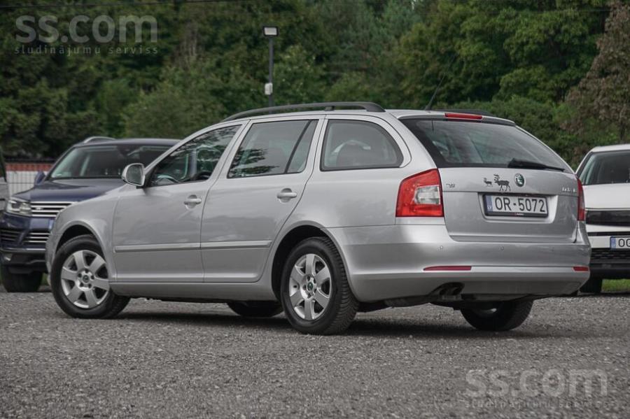 Pelēks Skoda Octavia 2010 Rīga, ar dzinēja tilpumu 1.80 L un nobraukumu 141 tūkst. km par 4990 €, foto 4 vietnē AUTOMOTO.COM.LV