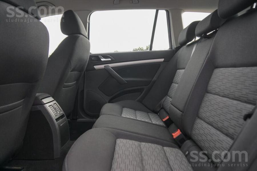 Pelēks Skoda Octavia 2010 Rīga, ar dzinēja tilpumu 1.80 L un nobraukumu 141 tūkst. km par 4990 €, foto 19 vietnē AUTOMOTO.COM.LV