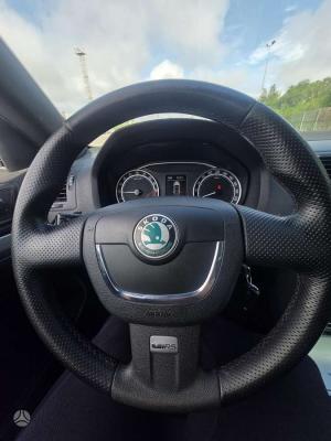 Pelēks Skoda Octavia 2010 Marijampole, ar dzinēja tilpumu 1.97 L un nobraukumu 268 tūkst. km par 4150 €, foto 4 vietnē AUTOMOTO.COM.LV