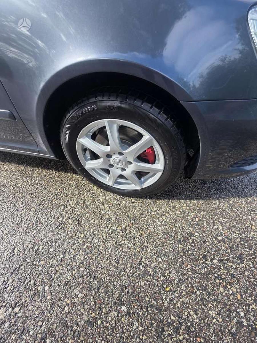 Pelēks Skoda Octavia 2010 Marijampole, ar dzinēja tilpumu 1.97 L un nobraukumu 268 tūkst. km par 4150 €, foto 7 vietnē AUTOMOTO.COM.LV