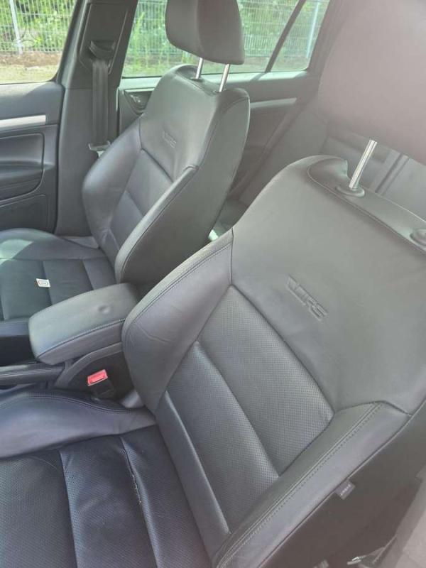 Pelēks Skoda Octavia 2010 Marijampole, ar dzinēja tilpumu 1.97 L un nobraukumu 268 tūkst. km par 4150 €, foto 9 vietnē AUTOMOTO.COM.LV