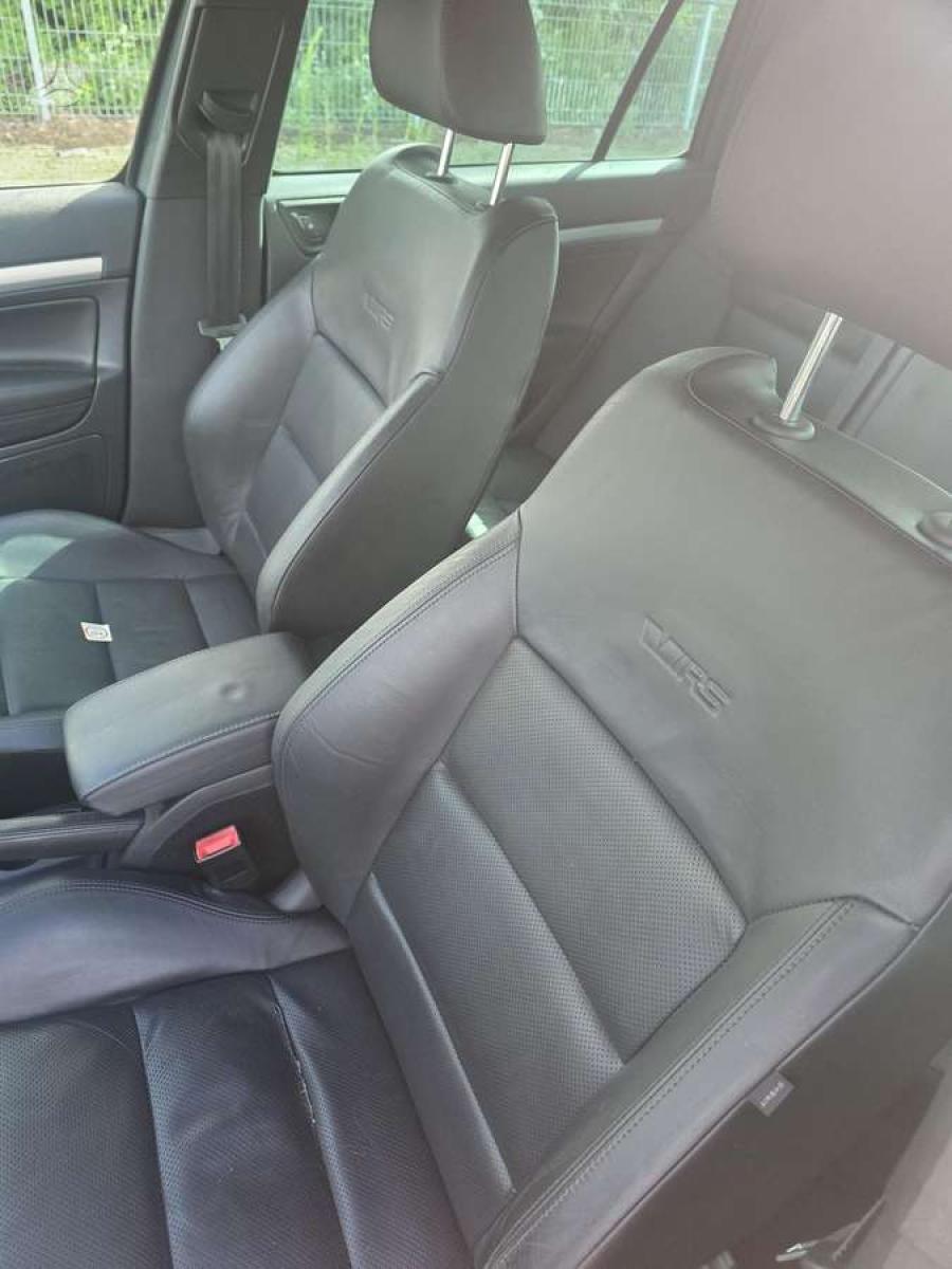 Pelēks Skoda Octavia 2010 Marijampole, ar dzinēja tilpumu 1.97 L un nobraukumu 268 tūkst. km par 4150 €, foto 10 vietnē AUTOMOTO.COM.LV