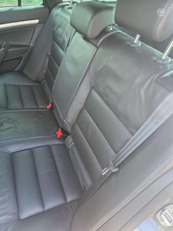 Pelēks Skoda Octavia 2010 Marijampole, ar dzinēja tilpumu 1.97 L un nobraukumu 268 tūkst. km par 4150 €, foto 10 vietnē AUTOMOTO.COM.LV