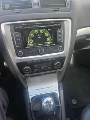 Pelēks Skoda Octavia 2010 Marijampole, ar dzinēja tilpumu 1.97 L un nobraukumu 268 tūkst. km par 4150 €, foto 15 vietnē AUTOMOTO.COM.LV