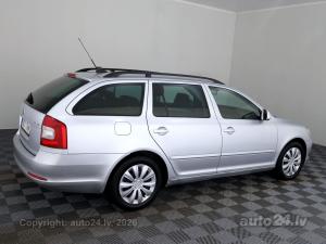 Pelēks Skoda Octavia 2010 Tallina, ar dzinēja tilpumu 1.80 L un nobraukumu 345 tūkst. km par 1699 €, foto 4 vietnē AUTOMOTO.COM.LV