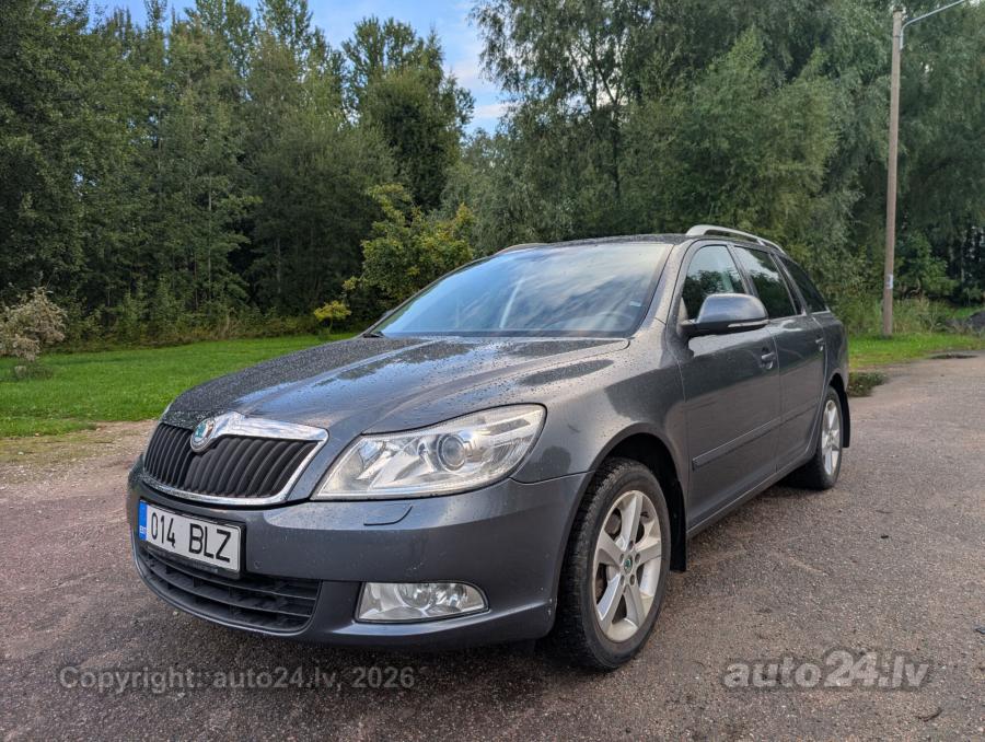 Pelēks Skoda Octavia 2010 Tallina, ar dzinēja tilpumu 1.80 L un nobraukumu 276 tūkst. km par 2500 €, foto 1 vietnē AUTOMOTO.COM.LV