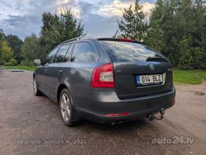 Pelēks Skoda Octavia 2010 Tallina, ar dzinēja tilpumu 1.80 L un nobraukumu 276 tūkst. km par 2500 €, foto 7 vietnē AUTOMOTO.COM.LV
