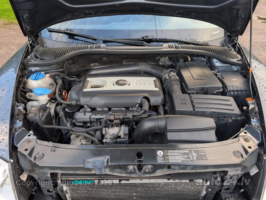 Pelēks Skoda Octavia 2010 Tallina, ar dzinēja tilpumu 1.80 L un nobraukumu 276 tūkst. km par 2500 €, foto 9 vietnē AUTOMOTO.COM.LV