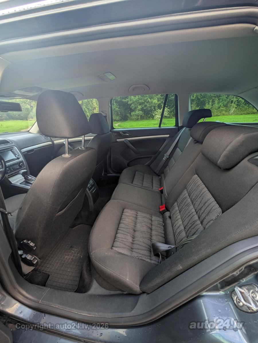 Pelēks Skoda Octavia 2010 Tallina, ar dzinēja tilpumu 1.80 L un nobraukumu 276 tūkst. km par 2500 €, foto 10 vietnē AUTOMOTO.COM.LV