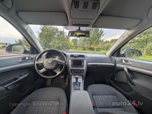 Pelēks Skoda Octavia 2010 Tallina, ar dzinēja tilpumu 1.80 L un nobraukumu 276 tūkst. km par 2500 €, foto 11 vietnē AUTOMOTO.COM.LV