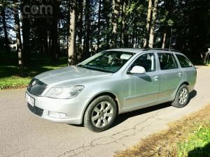 Pelēks Skoda Octavia 2010 Ogre, ar dzinēja tilpumu 1.60 L un nobraukumu 382 tūkst. km par 1500 €, foto 12 vietnē AUTOMOTO.COM.LV