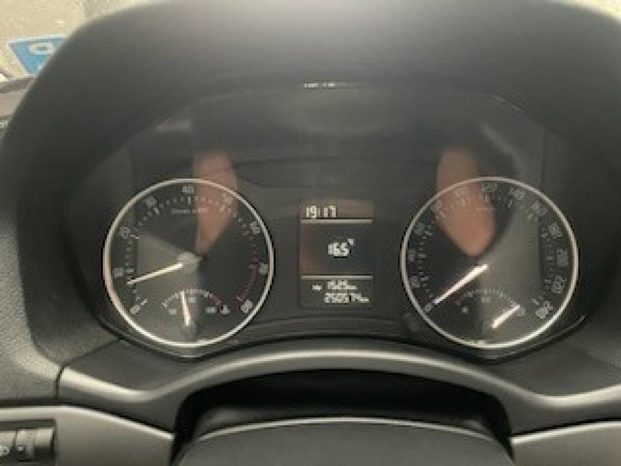 Серый Шкода Октавия 2010 в Таллин, объемом двигателя 1.60 л и пробегом 250 тыс. км за 4500 €, фото 11 на AUTOMOTO.COM.LV