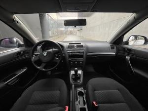 Серый Шкода Октавия 2010 в Таллин, объемом двигателя 1.60 л и пробегом 250 тыс. км за 4500 €, фото 13 на AUTOMOTO.COM.LV