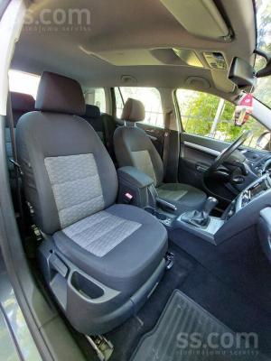 Grey Skoda Octavia 2010 in Cesis, with an engine capacity of 1.60 L and mileage of 345 thousand km for 2150 €, photo 8 on AUTOMOTO.COM.LV