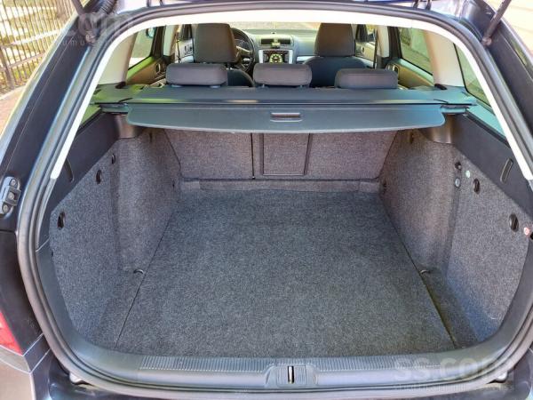 Pelēks Skoda Octavia 2010 Cēsis, ar dzinēja tilpumu 1.60 L un nobraukumu 345 tūkst. km par 2150 €, foto 10 vietnē AUTOMOTO.COM.LV