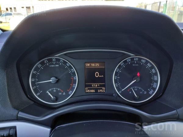 Pelēks Skoda Octavia 2010 Cēsis, ar dzinēja tilpumu 1.60 L un nobraukumu 345 tūkst. km par 2150 €, foto 11 vietnē AUTOMOTO.COM.LV