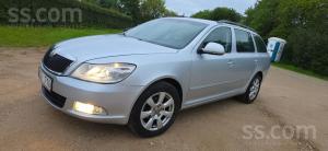 Grey Skoda Octavia 2010 in Kuldiga, with an engine capacity of 1.60 L and mileage of 383 thousand km for 2399 €, photo  on AUTOMOTO.COM.LV