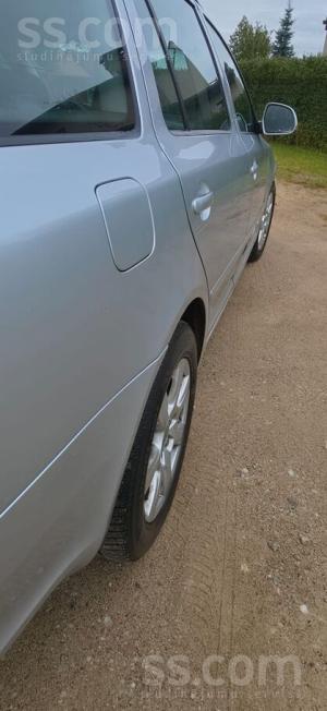 Pelēks Skoda Octavia 2010 Kuldīga, ar dzinēja tilpumu 1.60 L un nobraukumu 383 tūkst. km par 2399 €, foto 20 vietnē AUTOMOTO.COM.LV