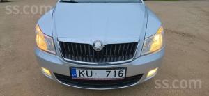 Pelēks Skoda Octavia 2010 Kuldīga, ar dzinēja tilpumu 1.60 L un nobraukumu 383 tūkst. km par 2399 €, foto 23 vietnē AUTOMOTO.COM.LV