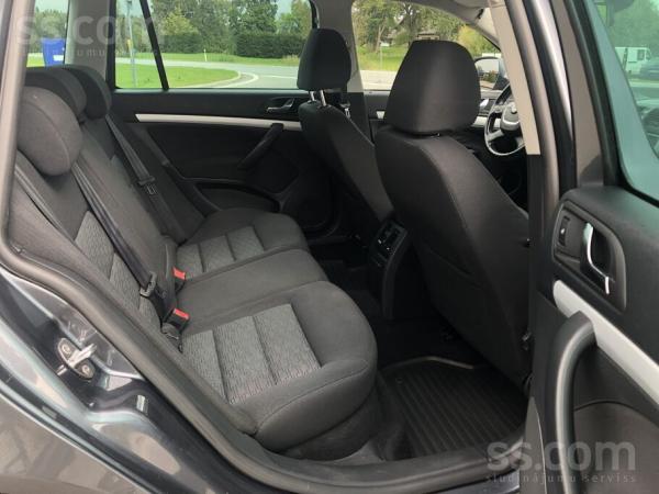 Pelēks Skoda Octavia 2010 Cēsis, ar dzinēja tilpumu 1.60 L un nobraukumu 0 tūkst. km par 2900 €, foto 6 vietnē AUTOMOTO.COM.LV