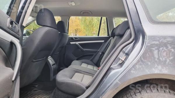 Шкода Октавия 2010 в Цесис на AUTOMOTO.COM.LV Серый Шкода Октавия 2010 в Цесис, объемом двигателя 1.60 л и пробегом 308 тыс. км за 2300 €, фото 10 на AUTOMOTO.COM.LV