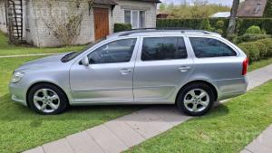 Grey Skoda Octavia 2011 in Balvi, with an engine capacity of 1.60 L and mileage of 343 thousand km for 10900 €, photo 11 on AUTOMOTO.COM.LV