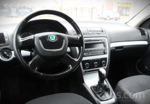 Pelēks Skoda Octavia 2011 Rēzekne, ar dzinēja tilpumu 1.90 L un nobraukumu 304 tūkst. km par 3495 €, foto 8 vietnē AUTOMOTO.COM.LV